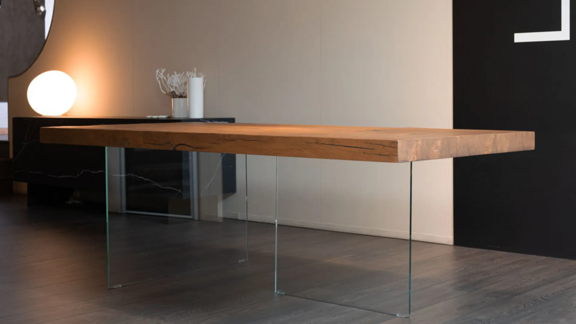 Air Lago table